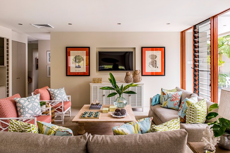 Bring the Sunshine Inside with These Living Room Ideas