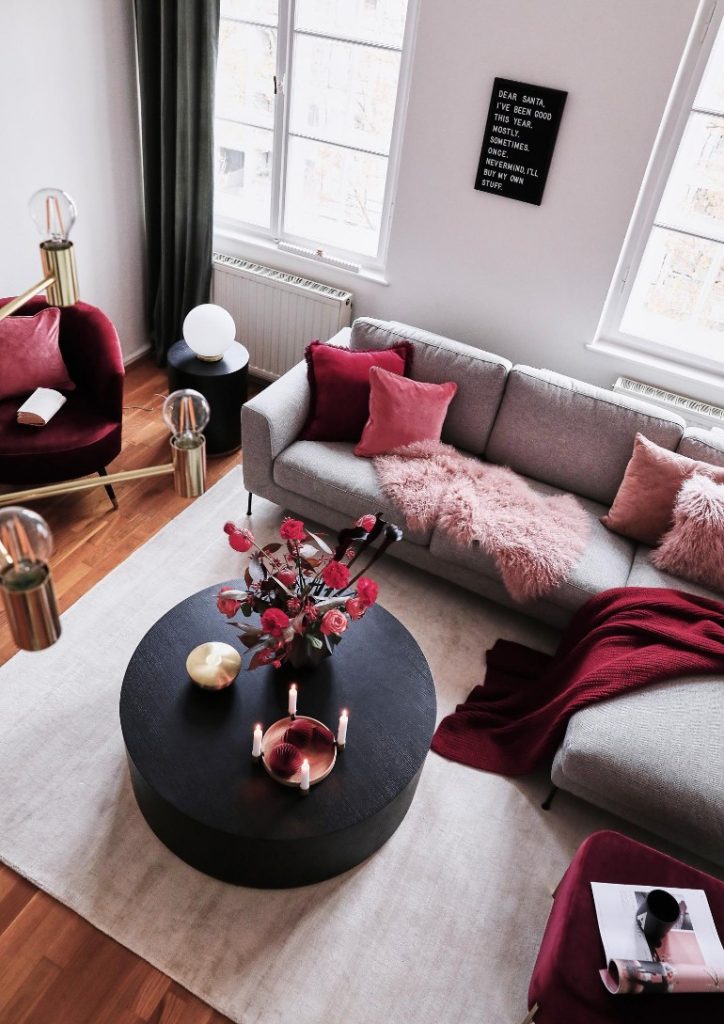 10 Colorful Living Room Ideas To Steal From Pinterest